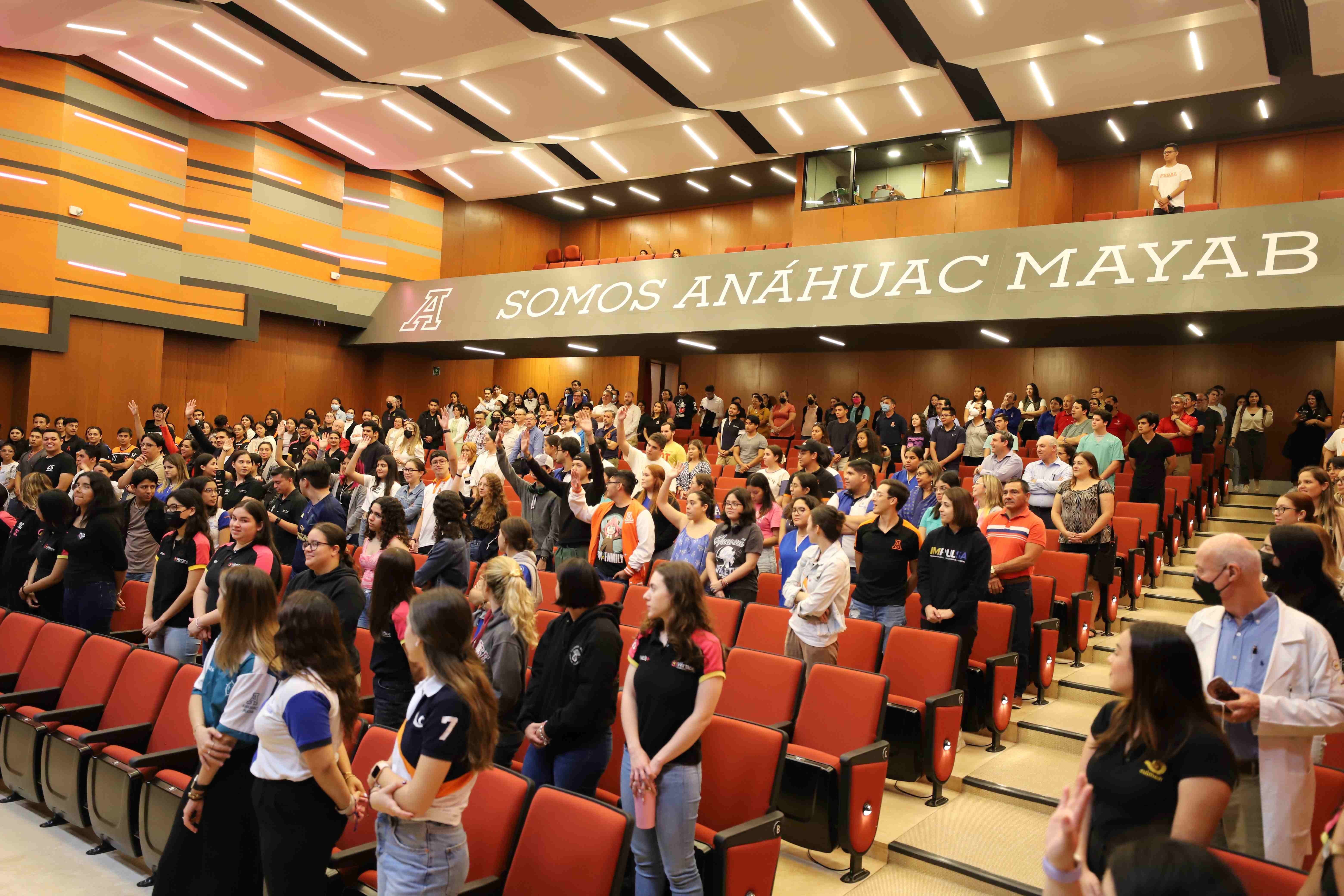 Celebran Misa de Inicio de Curso en la Anáhuac Mayab